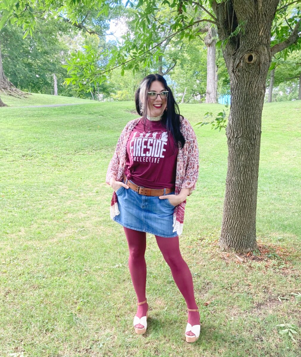 New Band Tees & #SpreadTheKindness Link Up #187 – Shelbee on the Edge