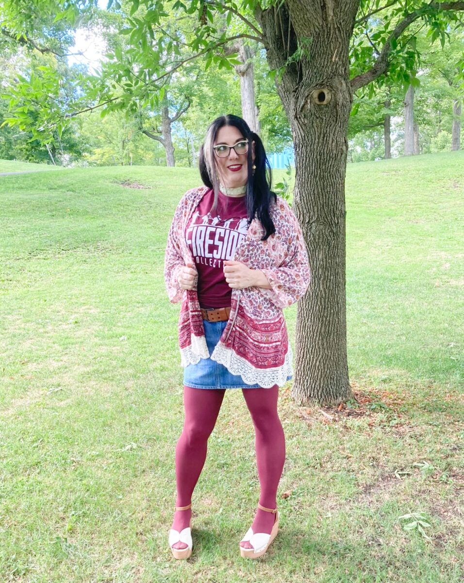 New Band Tees & #SpreadTheKindness Link Up #187 – Shelbee on the Edge